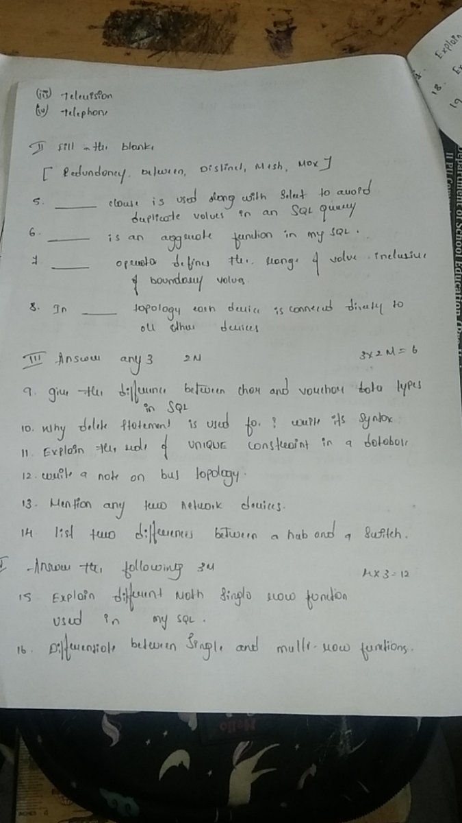 I. Fill in the blanks: __ clause is used along with SELECT to avoid dupli..