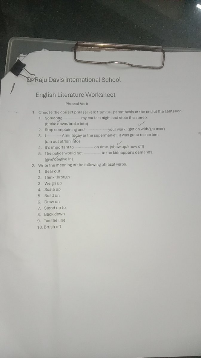 English Literature Worksheet Phrasal Verb Choose the correct phrasal ve..