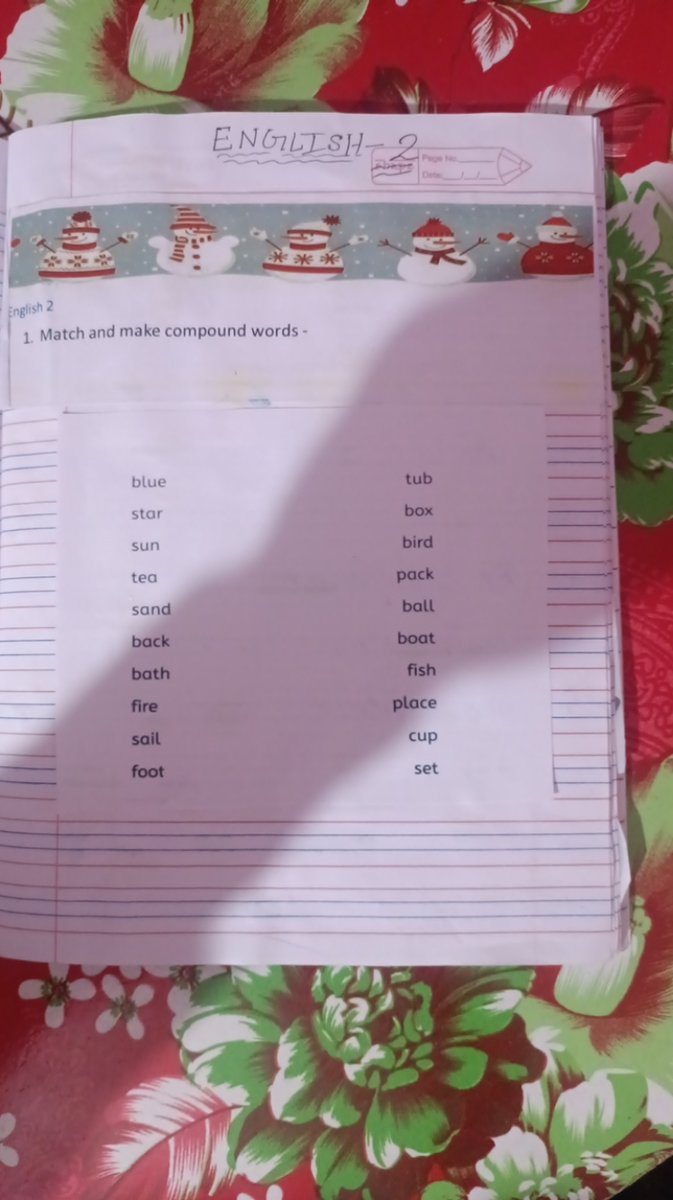 Match and make compound words: blue star sun tea sand back bath fire sai..