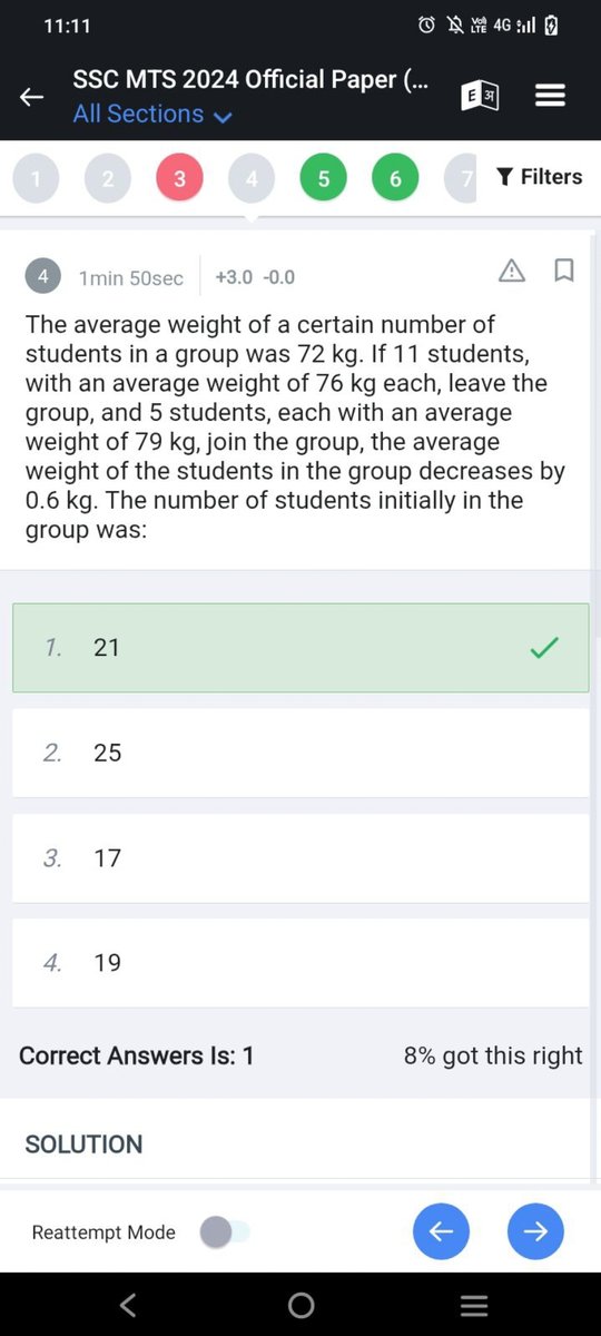 The average weight of a certain number of students in a group was 72 kg.