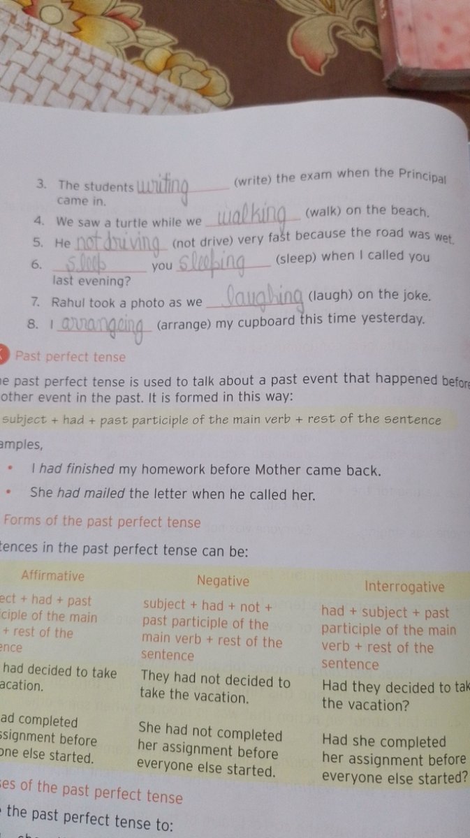 Fill in the blanks with the correct form of the verb: The students __ (w..