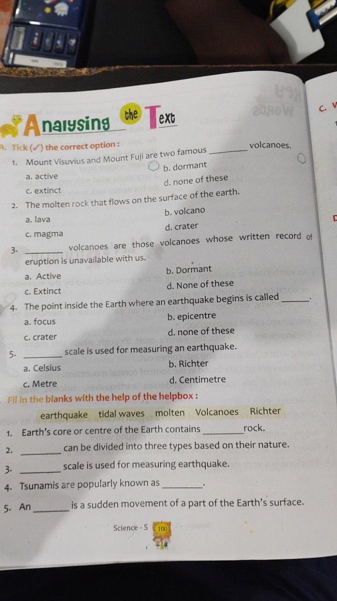 Analysing the Text A. Tick ( ) the correct option: Mount Vesuvius and Mou..