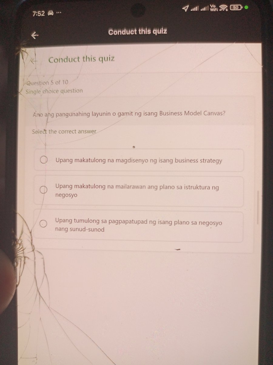 Ano ang pangunahing layunin o gamit ng isang Business Model Canvas? Sele..