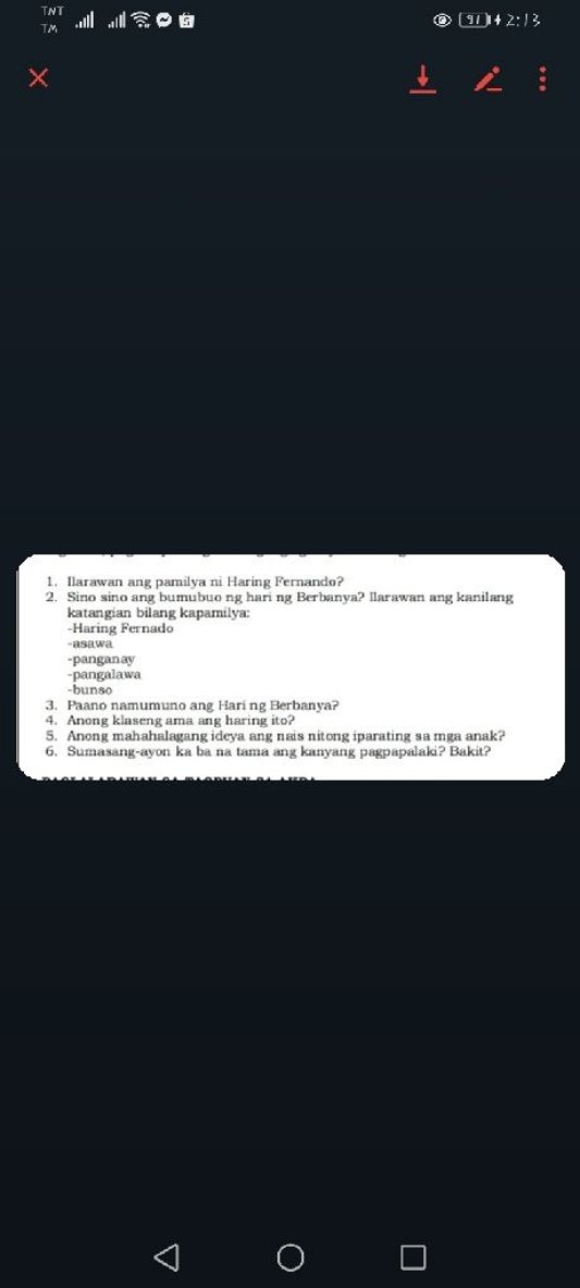 Ilarawan ang pamilya ni Haring Fernando? Sino sino ang bumubuo ng hari ng..