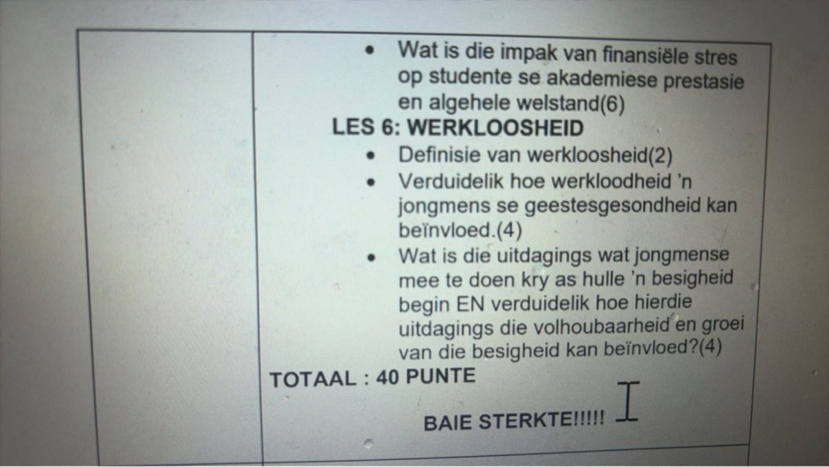 Wat is die impak van finansiële stres op studente se akademiese prestasie..